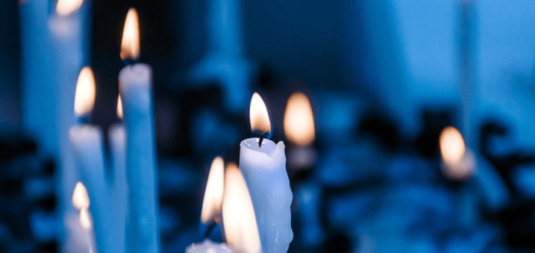 El significado de las velas azules: colores que influyen en nuestra ...